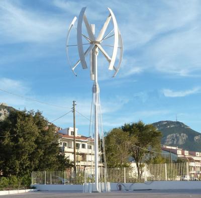 China 5kW Vertical Axis Wind Turbine with Low Startup Wind Speed (3.2m/s), Noise-Free Operation, and Electromagnetic Speed Regulation for sale