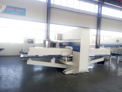 China High Performance CNC Hydraulic Punching Machine , Imported Ball Screws With Long Travel for sale