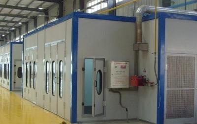 China Automatic Recycling Sandblasting Booth With Steel Plate / Sandwich Panel Chamber Material for sale