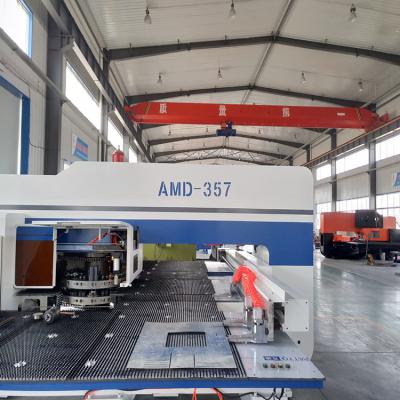 China Durable CNC Hydraulic Sheet Metal Punch Press Machine One Year Warranty for sale