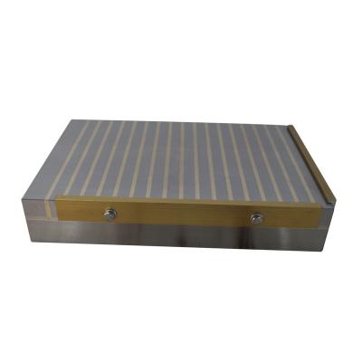 China XCM91 20Kg/Cm2 Solid Rectangular Permanent Magnetic Chuck for CNC Milling 80mm Thick for sale