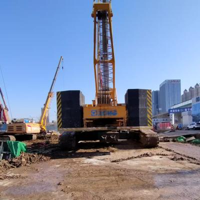 China XCMG 130T Hydro Crawler Crane XGC130 Used Crawler Crane 13m-60m Boom for sale