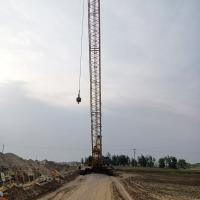 China Mobile Crawler Crane with 200 Meters Lifting Height 180 Tons Capacity and 300kW Engine Power for sale