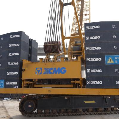 China mobile Used 300T Crawler Crane Makes Construction More Convenient Faster for sale