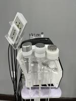 China RF Vacuum Cavitation Machine 6 In 1 40K Skin Tightening Shaping Beauty Equipment for sale