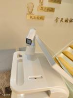 China Integrated Precombustion 1600W Power Laser Hair Removal Device With 15.6-inch LCD Screen for sale