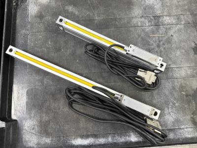 China Rugged Enclosed Linear Scale: Sealing Strip Isolation for Harsh Workshop Environments for sale