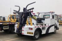 China Isuzu New Road Recovery 3-5 Ton Car Wrecker Tow Truck with 3000kg Winch for sale