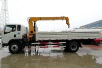 China Sinotruk HOWO 5 Ton Truck Mounted Telescopic Boom Crane 12m Lifting Height for Construction for sale