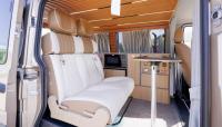 China Family Friendly Motorhome Camper Van 4 Seats 2.5T Diesel 12V Fridge Kid Safe Design for sale