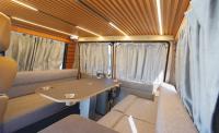 China Family Friendly Motorhome Camper Van 4 Seats 2.5T Diesel 12V Fridge Kid Safe Design for sale