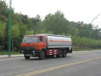 China Dongfeng 6x6 Off Road Fuel Tank Truck 16-25m3 Capacity Q235 Steel Tank for sale