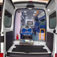 China Mercedes Benz Diesel Rescue Ambulance 204HP ICU Negative Pressure Vehicle for Hospital Airport for sale
