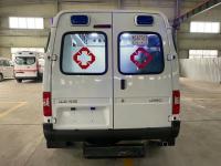 China JMC Short Wheelbase Emergency Ambulance Vehicle 2835mm Wheelbase Diesel 5 Speed Manual for sale