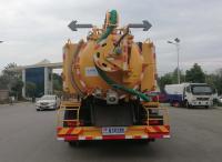 China Dongfeng 4x2 High Pressure Jetting Sewage Cleaning Truck 12000L Vacuum Suction Tanker for sale