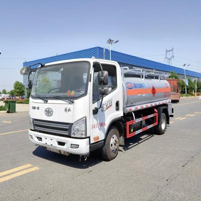 China FAW 4x2 5cbm Fuel Tanker Truck Diesel Petrol Delivery with Dispenser 110HP for sale