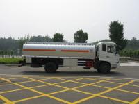 China 10000L Fuel Tank Truck with Dispenser Dongfeng 190HP 4x2 Carbon Steel for sale