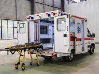 China IVECO Negative Pressure Ambulance Patient Transport 5750mm JMC Chassis Diesel Mobile Hospital for sale