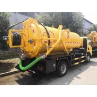 China ISUZU 6000 Liters Vacuum Sewage Suction Tanker Truck 6 Tons 4x2 Euro V for sale