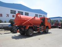 China Sinotruk HOWO 4x4 4WD Off Road Sewer Vacuum Suction Tanker Truck 8000 Liters for sale