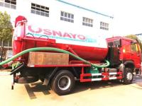 China SINOTRUCK HOWO 266HP 10000L Sewage Suction Truck Vacuum Tanker 10tons for sale