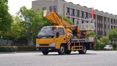 China JMC 20m 22m 24m Telescopic Boom Aerial Bucket Truck 150HP Diesel 7410kg for sale