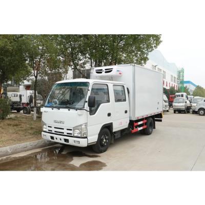 China Isuzu Double Row Freezer Truck 3-5 Ton Refrigerated Van 9.6 Cubic Meter for sale