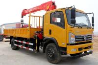 China Light Duty Tow 8t Truck with Rotating Arm Crane for sale