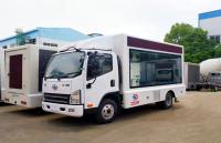 China CLW Small Outdoor Advertising Truck with P6 LED Screen 3840x1760mm Hydraulic Lift for sale