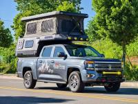 China Luxury 4-Person Diesel Motorhome Camper Van 2.5T 130km/h with 12V Fridge and RV Toilet for sale