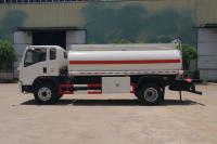 China Sinotruk HOWO 4x2 Light Tanker Truck 4000L Fuel Transportation Oil Tank Truck for sale