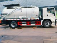 China Isuzu Giga 18 Ton Vacuum Sewage Suction Truck 15cbm 18cbm Carbon Steel Tank for sale