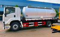 China Isuzu Giga 18 Ton Vacuum Sewage Suction Truck 15cbm 18cbm Carbon Steel Tank for sale