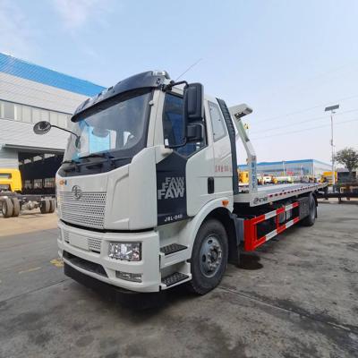China FAW 8 Ton Flatbed Tow Truck 180HP Diesel Wrecker Recovery Vehicle for Roadside Assistance for sale
