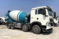 China Shacman 8x4 Concrete Mixer Truck 18 CBM Capacity 375 HP Weichai Engine for sale