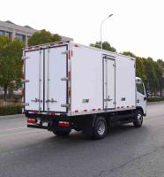 China Dongfeng 4x2 Refrigerator Truck 5 Ton 20 CBM Diesel Euro 5 Cold Chain for sale