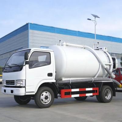China 4000L Sewage Suction Truck 4x2 Septic Tank Vehicle with 102HP Euro V Engine for sale