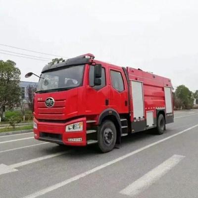 China Dongfeng 4x2 7000L Fire Fighting Truck 60L/s Pump 65m Spray Height for sale