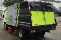 China 3-5 Ton Dry Wet Dual Purpose Street Vacuum Sweeper Truck 6cbm 7cbm 2400mm Working Width for sale