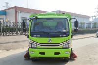 China Dongfeng 5cbm Road Sweeper Truck 4000L Water Tank 5000L Dust Tank Suction Debris Collection for sale