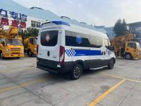 China Customized Negative Pressure Ambulance 5580x2000x2540mm Diesel 2998ml for Hospital Emergency Transport for sale