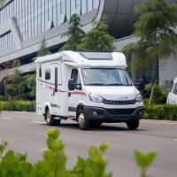 China 4WD Motorhome Camper Van 2.5T Diesel 4 Passenger Expedition RV High Roof for sale