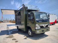 China Dongfeng 4x4 Mobile Kitchen Truck 200 Person Capacity Catering Food Van for Sale for sale