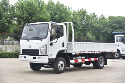 China 4x2 Cargo Box Truck 8 Ton Payload 163HP Diesel Engine Euro 5 Emission Standard for sale