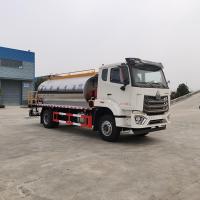 China HOWO 16Ton Asphalt Distribution Truck 16000L Bitumen Sprayer Road Construction Vehicle for sale