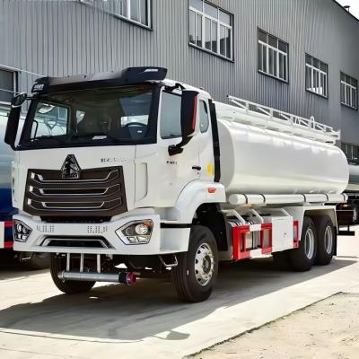 China HOWO 6X4 371HP 20000L Fuel Tanker Truck / Fuel Delivery Truck Logo Custom for sale