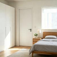 China Pre-Hung Flat-Panel Oak Solid Internal Doors Oak Veneer Doors Zero Formaldehyde Moisture-Resistant for sale