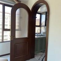 China Modern Glass Panel Lacquered Solid Wood Interior Door Swing Style for Hotel and Kitchen Use for sale