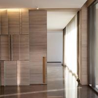 China Modern Groove Design Solid Wood Interior Door for High End Residences and Solid Wood Internal Door Applications for sale