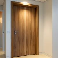 China CE Certified Bullet Resistant Well Sealed Solid Wood Interior Door for Modern Apartment and Villa Projects for sale